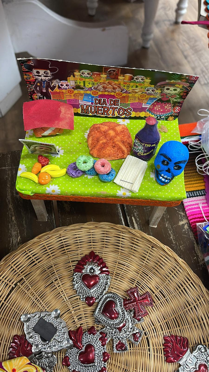 Mexican Ofrenda Table – Cielito Lindo